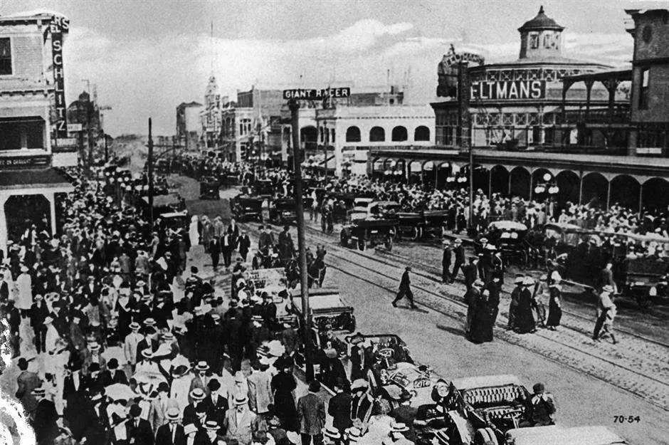 15 Historical Photos Of Travelling In 1900s - ShutterBulky