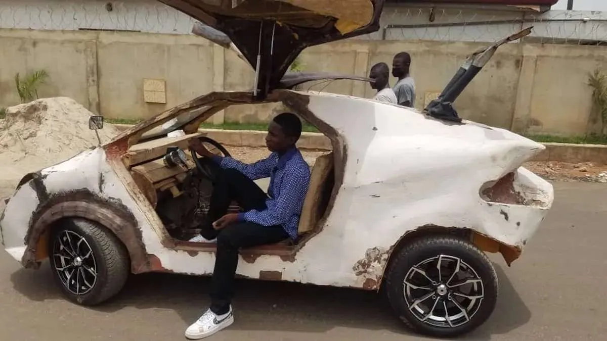 A Ghanaian boy builds a $3,000 DIY car out of scrap metal - Shutterbulky